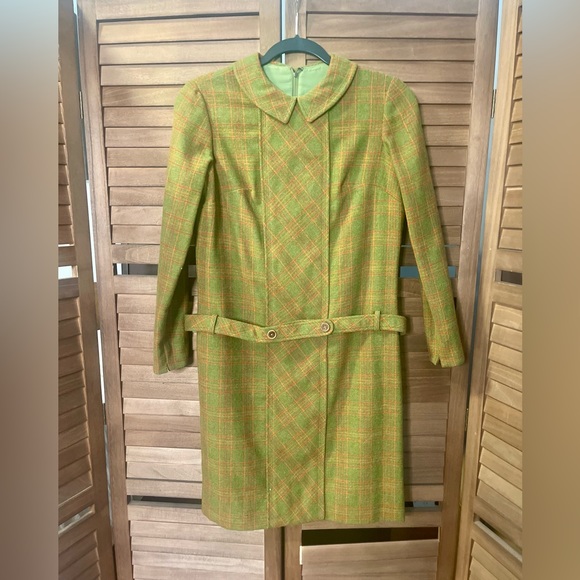 The Villager | Dresses | Vintage 96s The Villager Green Wool Shift ...